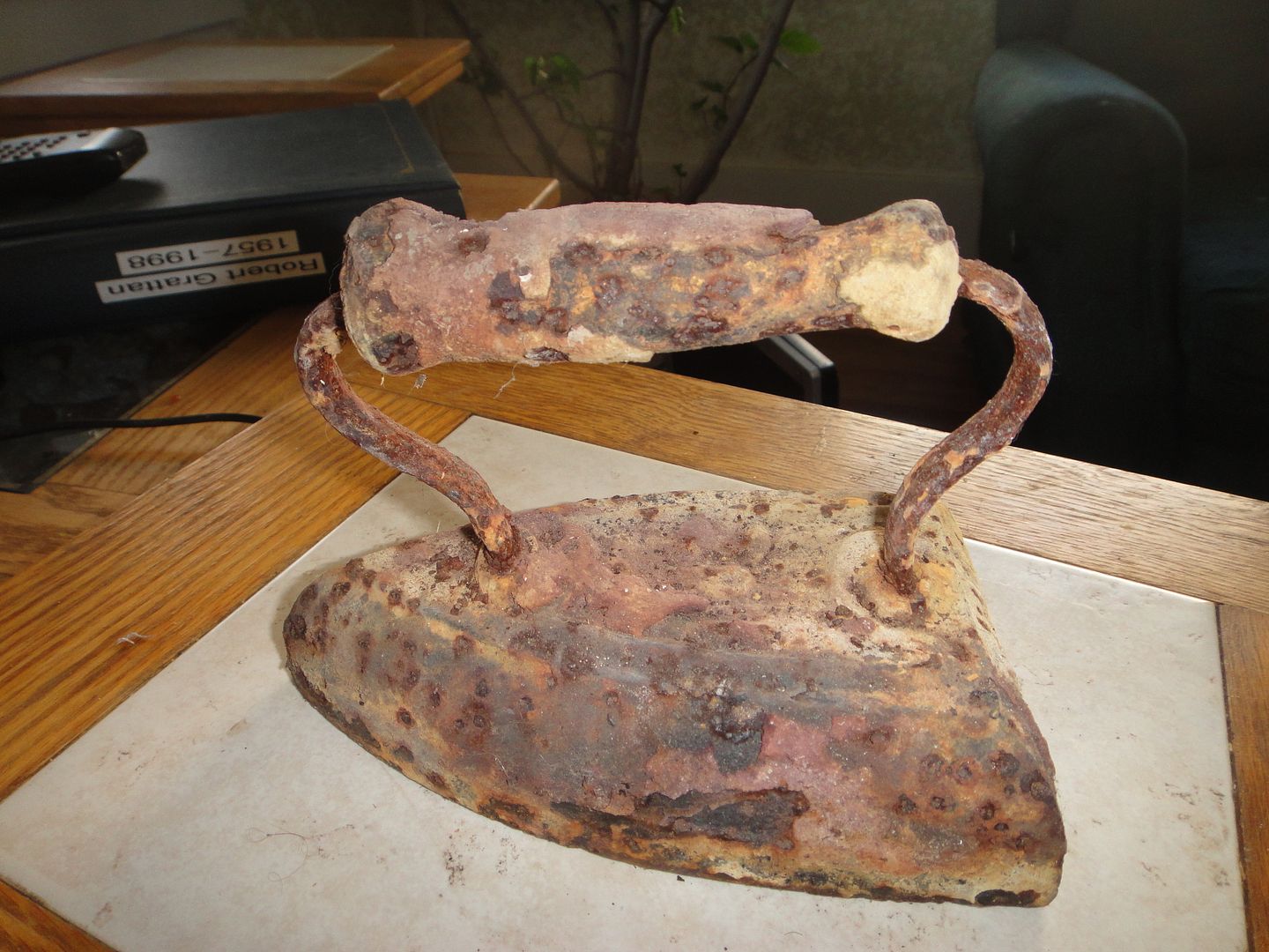 Brrrr!!! Cold seated cool signet!!! | TreasureNet.com